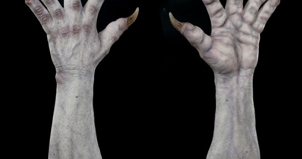 IN STOCK - Monster sleeves