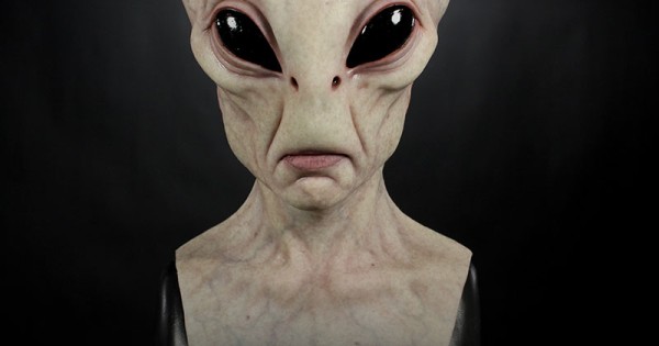 IN STOCK - Female Alien Pale